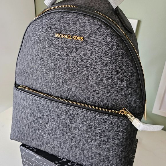Michael Kors Collection | Bags | Michael Kors Brand Signature Sheila Backpack Rare Gold Hardware ...